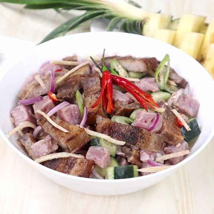 Sinuglaw - Lola Baby Kusina